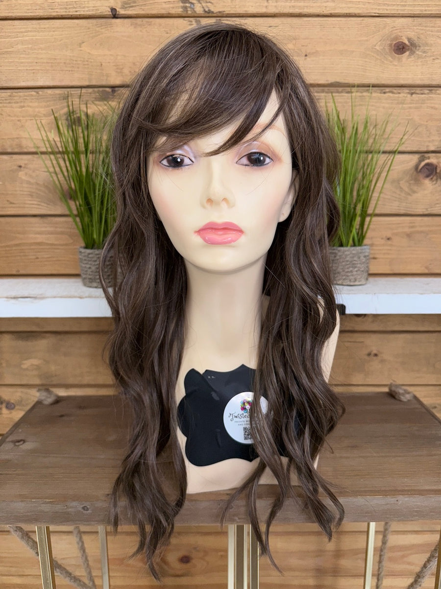 Liverpool | Coolest Ash Brown - R Twisted Wig Gently ️'d